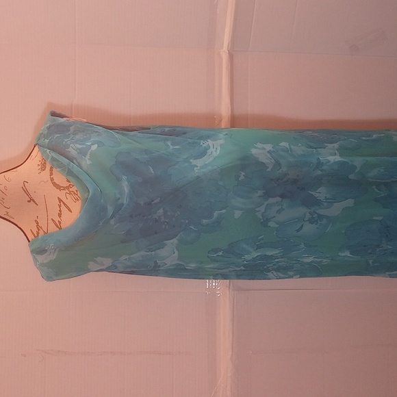 Rabbit Rabbit Rabbit design | Dresses | Vintage Blue And Green Floral ...